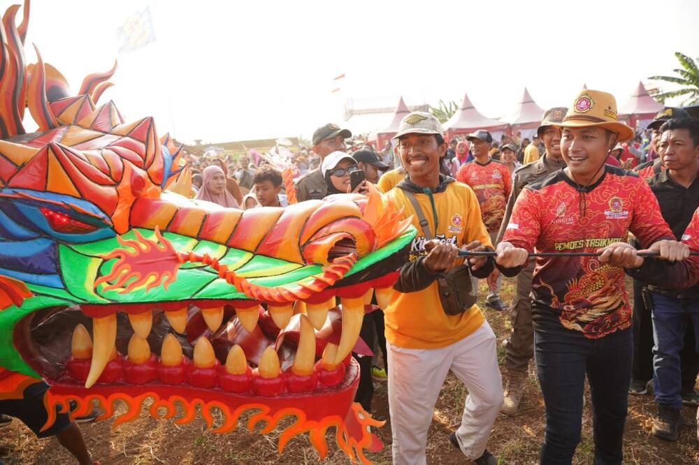 Mas Lindra: Layang-layang Memiliki Filosofi Gotong-royong Kabar1News.com